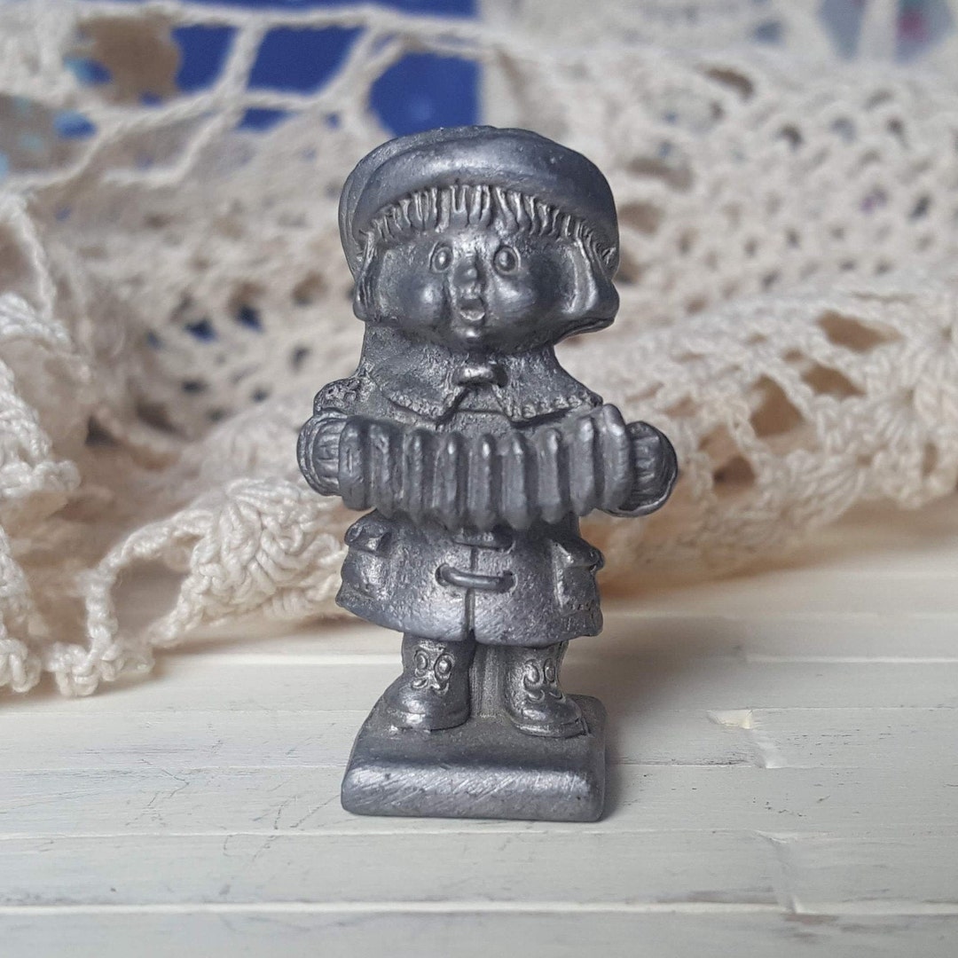 Miniature Pewter Little Girl Figurine Royal Pewter Child Knick Knack ...