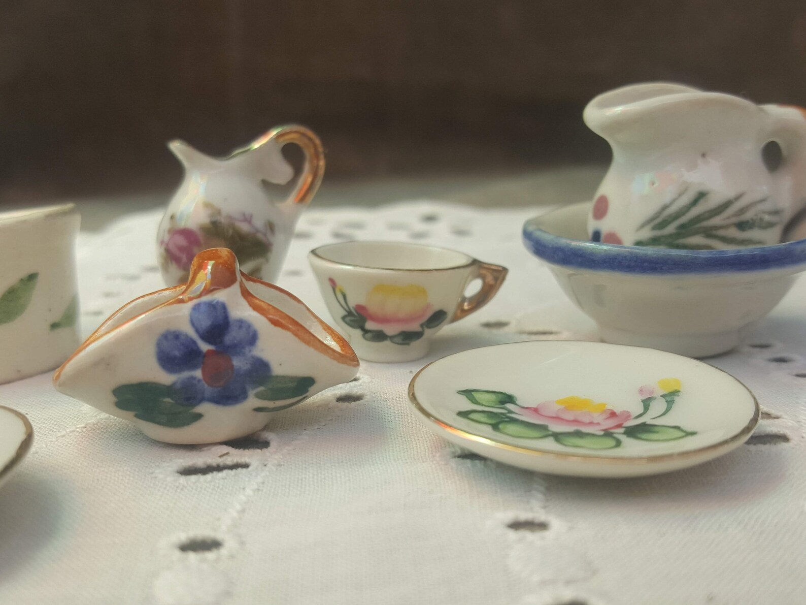 Lot of Miniature Porcelain Dishes Cups Pitcher Plates Dollhouse Home ...