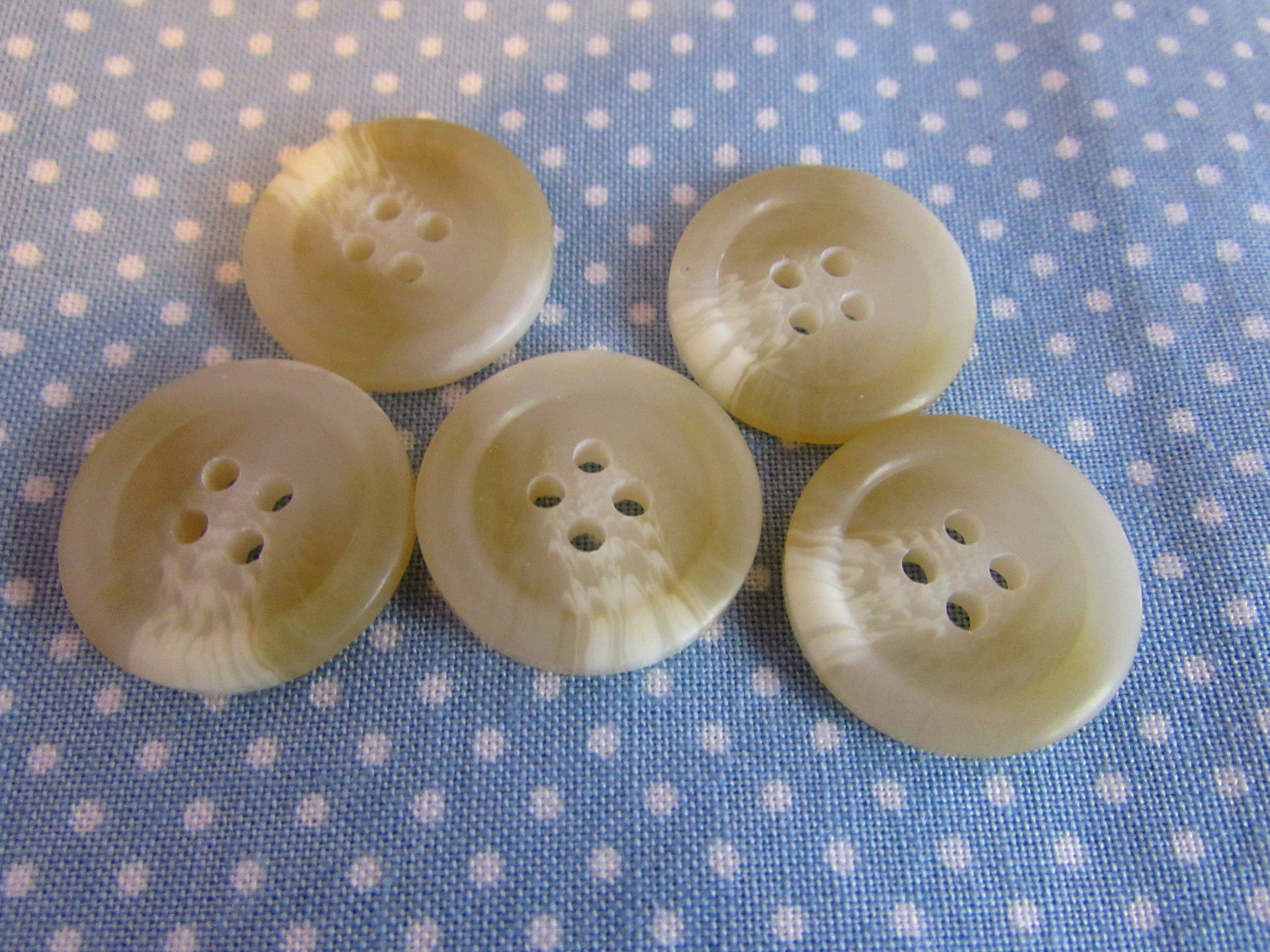 20mm Cream and Ivory 4 Hole Coat Buttons - Etsy UK