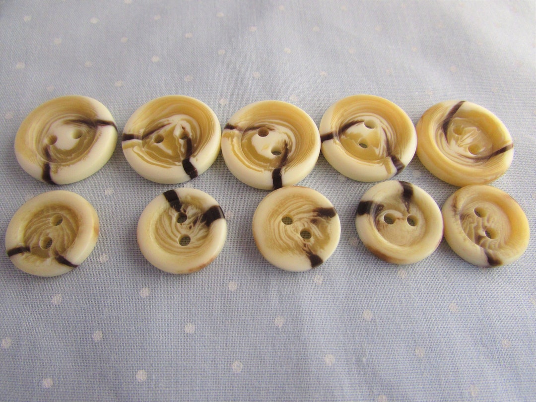 Arran Buttons 15mm or 19mm Aran Buttons Cream & Brown Round Buttons in ...