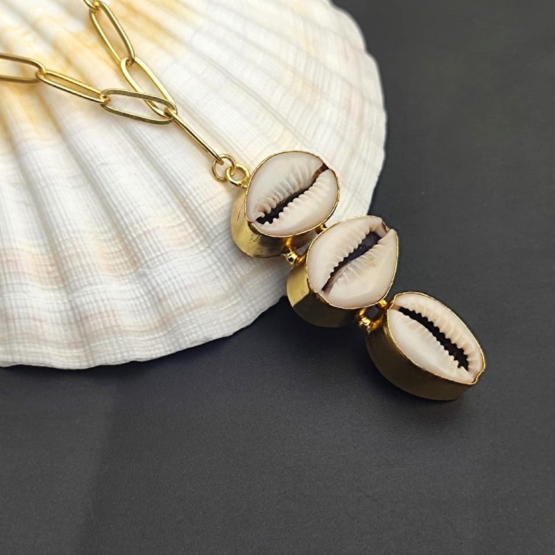 Cowrie Necklace - Etsy