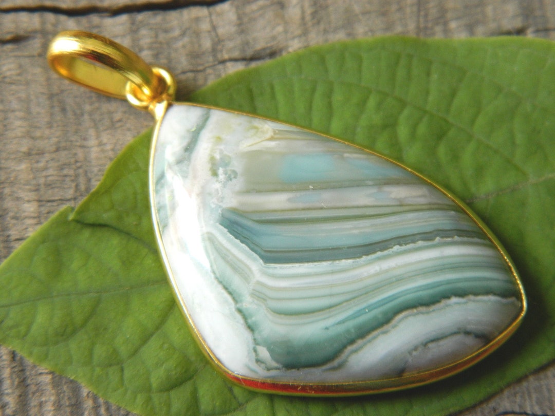 Green Lace Agate Pendant, Gold Plated Bezel Set, Handmade Jewelry - Etsy