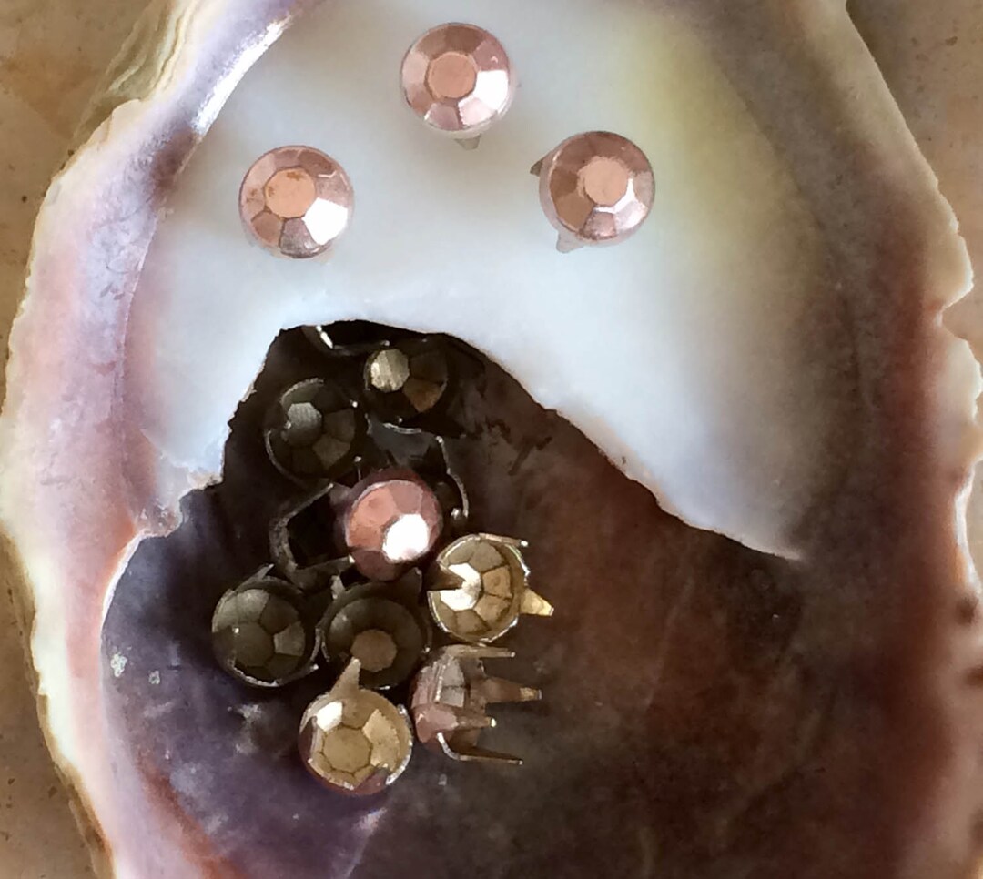 Vintage Faceted Pink Nail Head Studs, Round 4-prong Studs, 4mm - Etsy