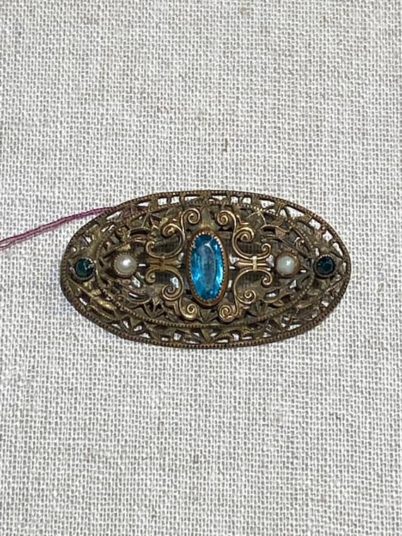 Filigree brooch with topaz - Gem