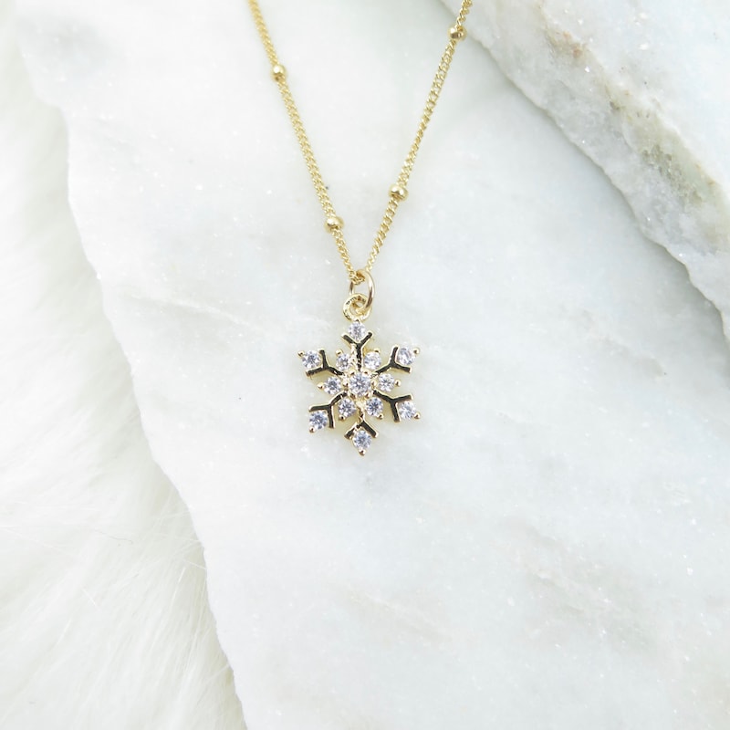 Snowflake Necklace - Etsy