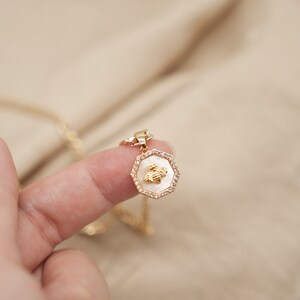 Dainty Bee Necklace, Gold Bee Necklace, Everyday Necklace, 18K Gold ...