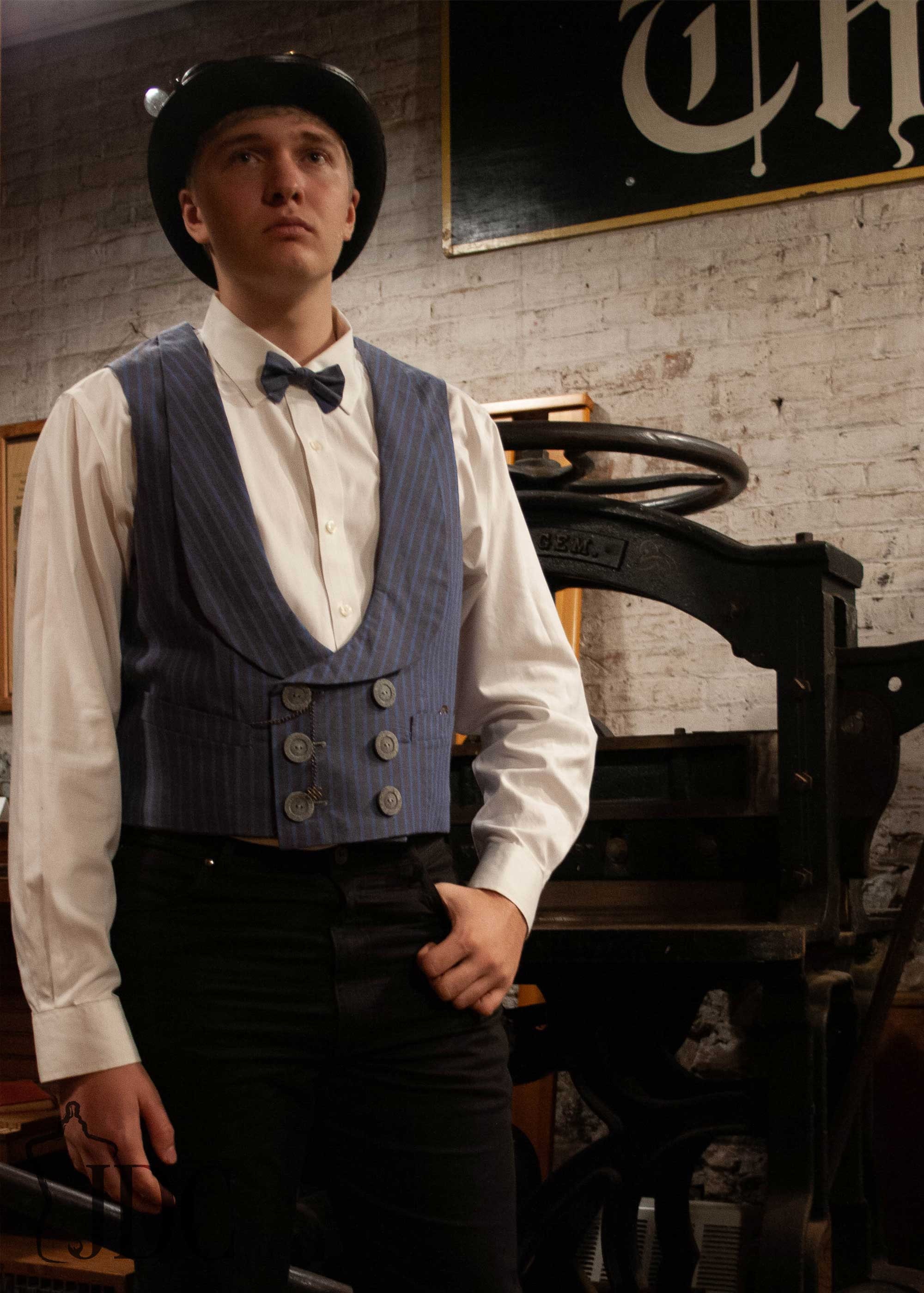SALE Grey Smoking Vest and Bow Tie - Etsy