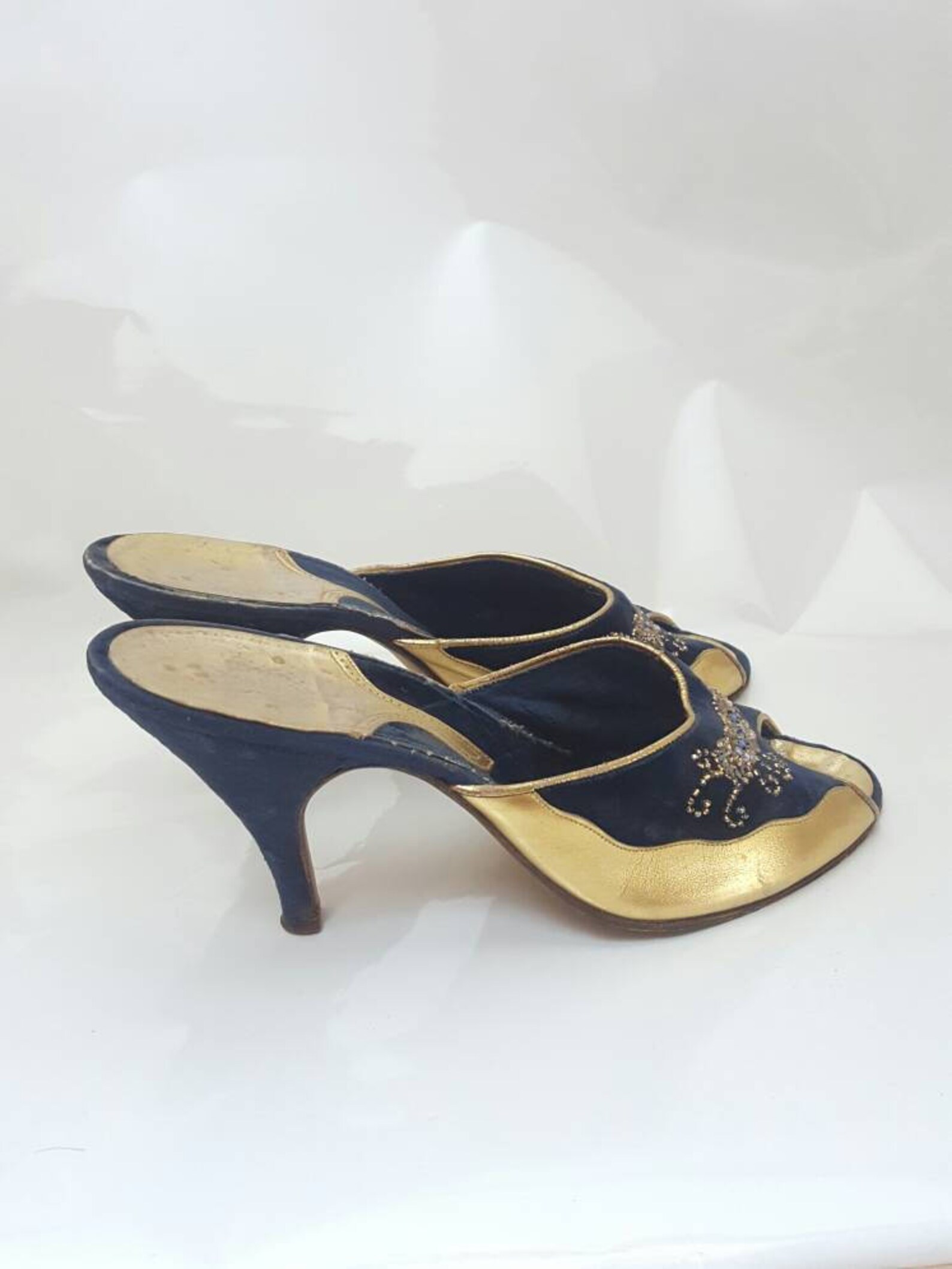 Antique Velvet Shoes Rare 20s 30s Night Out Shoes Have Diamond Motif at ...