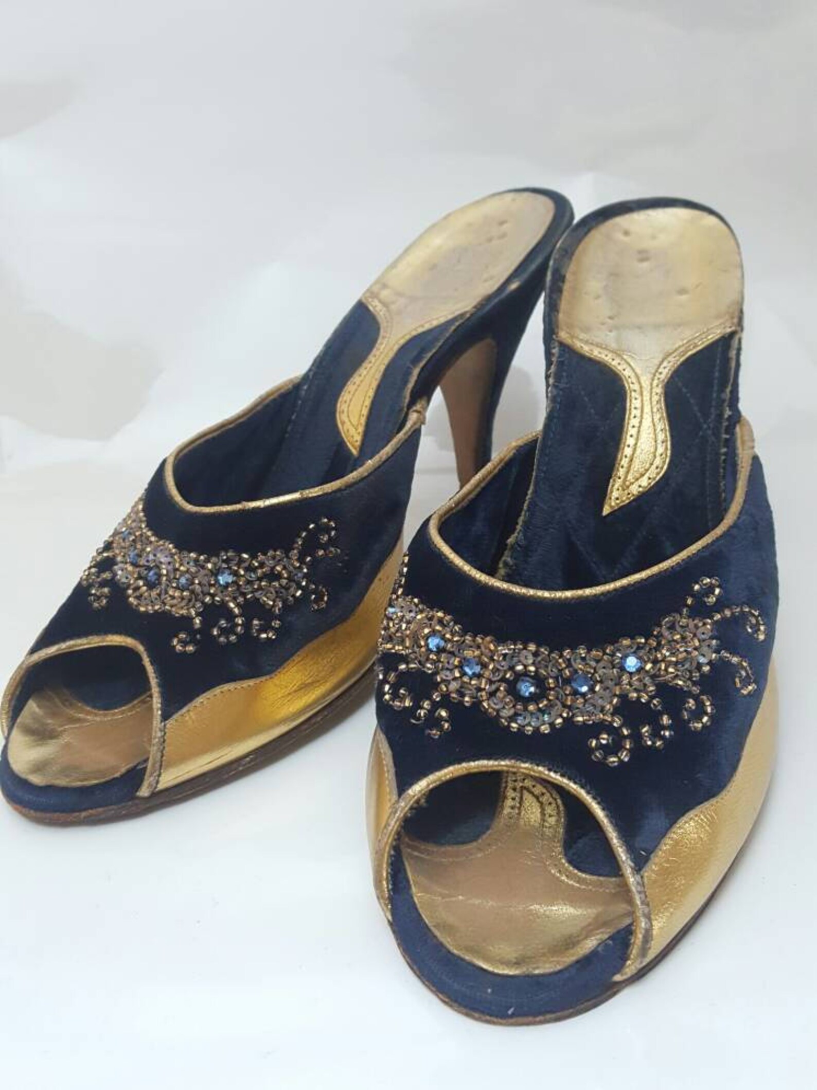 Antique Velvet Shoes Rare 20s 30s Night Out Shoes Have Diamond Motif at ...