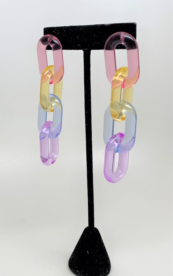 Gorgeous Pastel Color Lucite Chain Dangle Pierced Ear… - Gem