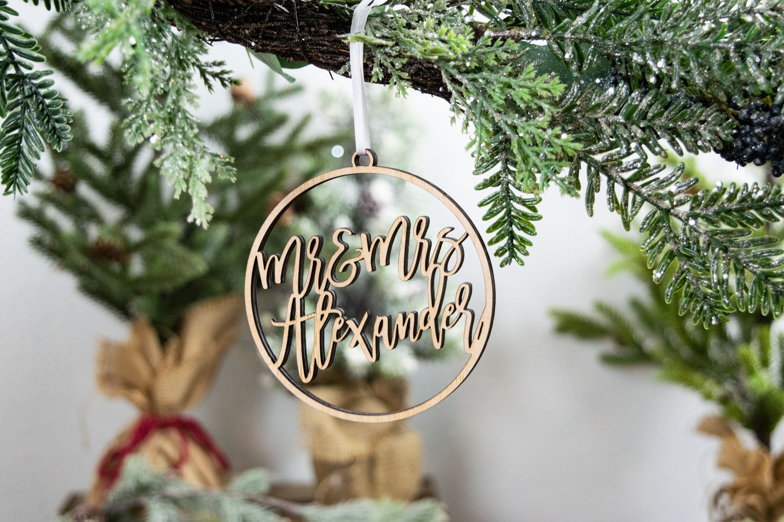 Newlywed Chistmas Ornament Mr and Mrs Ornament Newlywed - Etsy