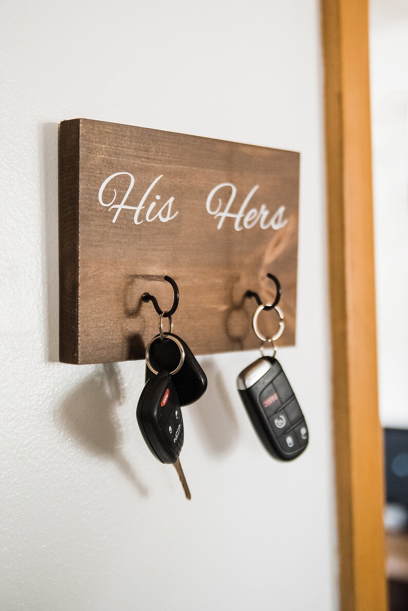 Housewarming Gift His and Hers Key Holder Key Hooks - Etsy Nederland