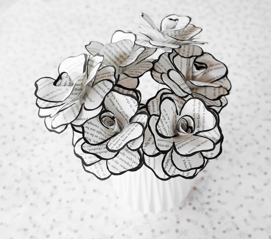 Book Paper Flowers, Flower Bouquet, Book Page Flowers, Wedding Table ...