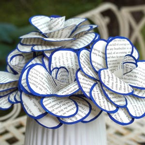 Book Page Roses: Set of 6 Blue-edged Literary Flowers - Etsy