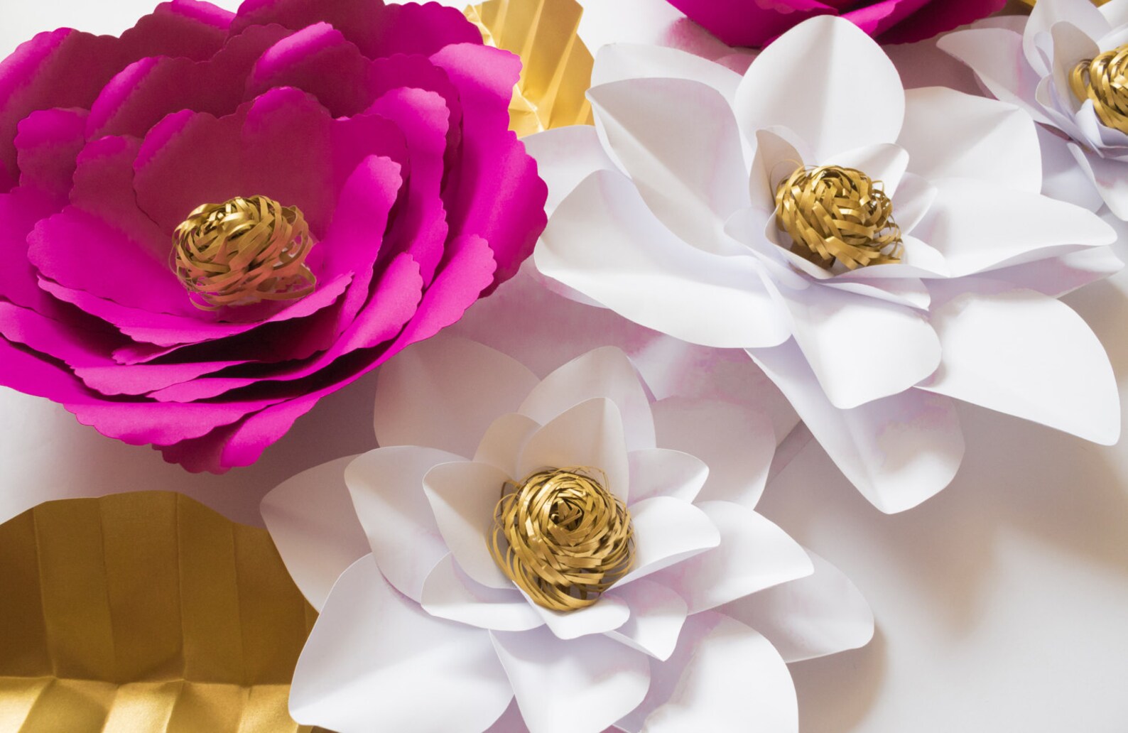 Large Paper Flower Backdrop With Leaves Wedding Backdrop - Etsy