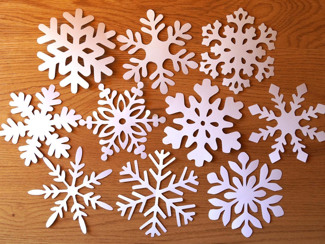 10 Paper Snowflakes, Christmas Snowflake Decor, Xmas Party Decor ...