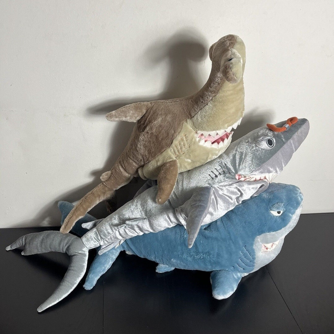 Disney Store Finding Nemo 22 Plush Shark Puppet Lot Bruce Chum & Anchor ...