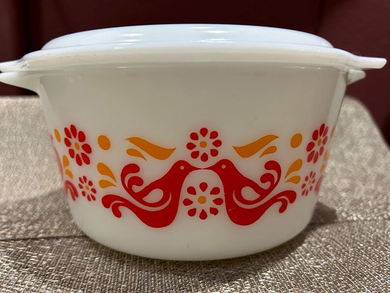 Vintage Pyrex Friendship Casserole Dish - Etsy