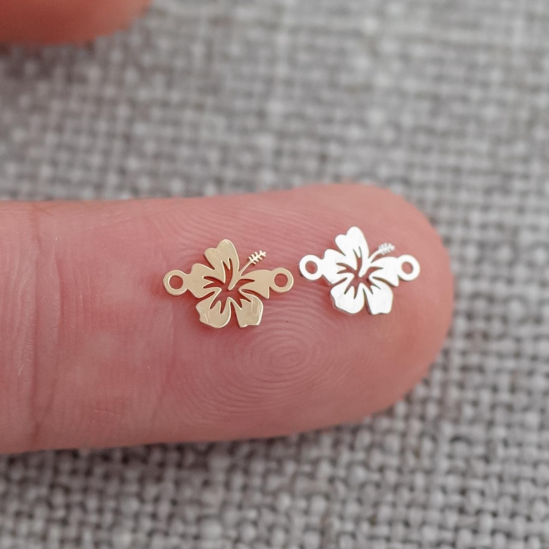 14kt Ear Chain - Etsy