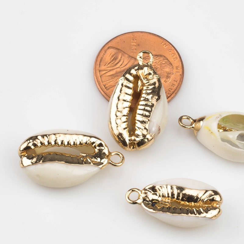 Cowrie Shell Pendant - Etsy