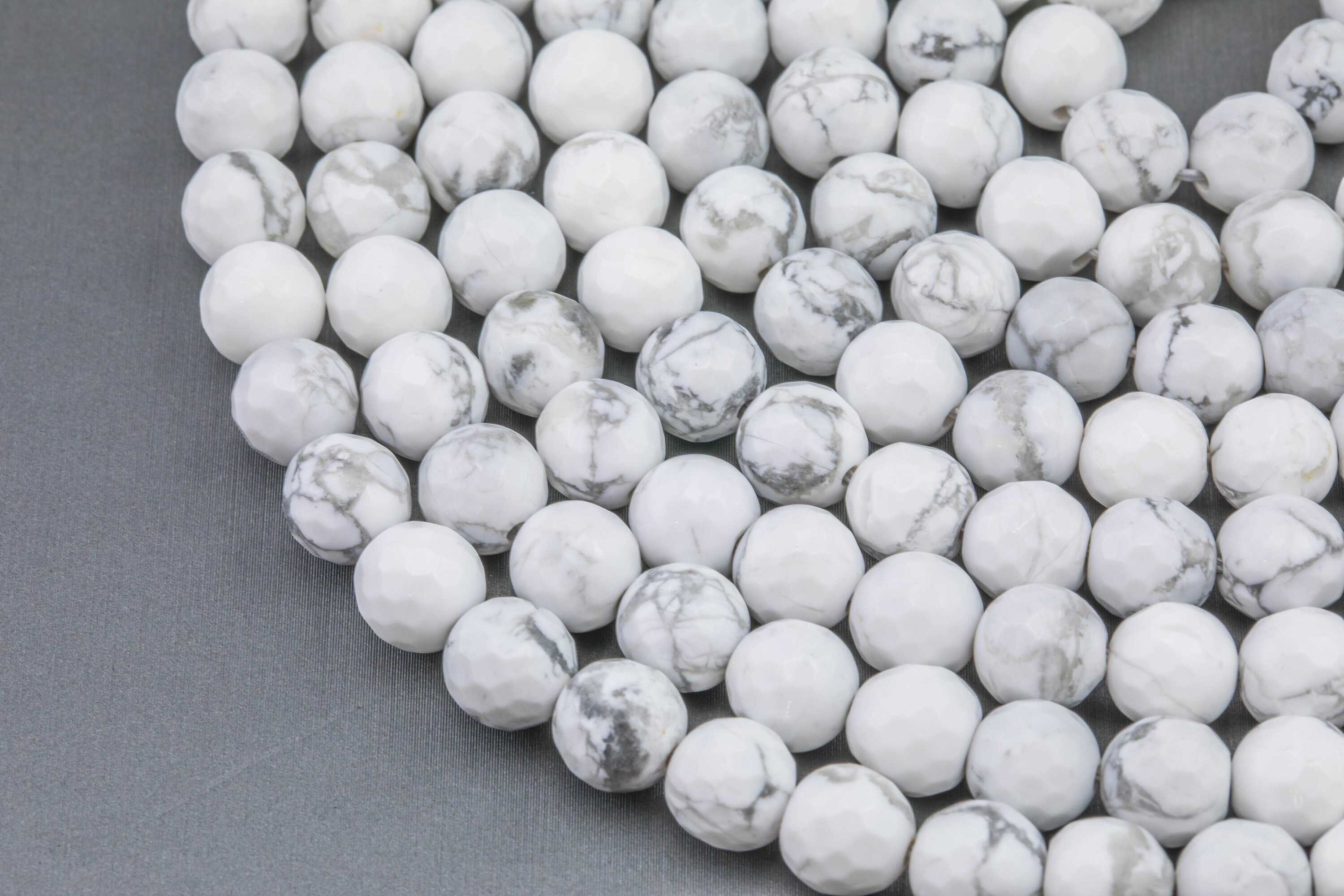 Natural Wholesale Faceted White Howlite Beads Jasper Faceted Round 4mm ...