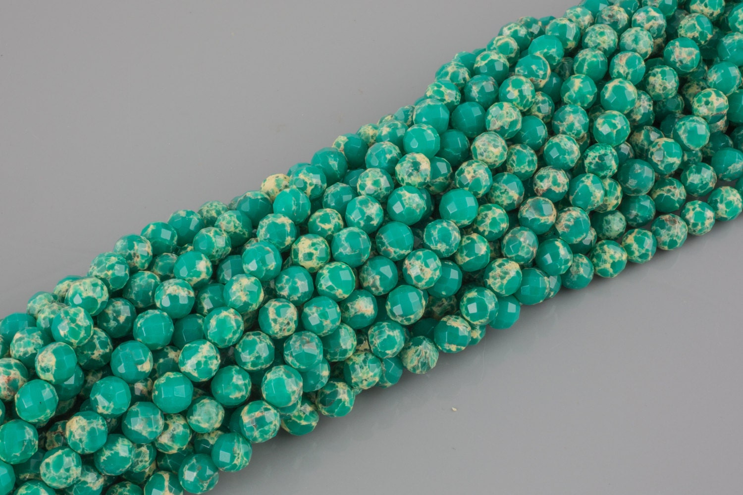 Natural Emerald Sea Sediment Jasper High Quality in Faceted Round ...