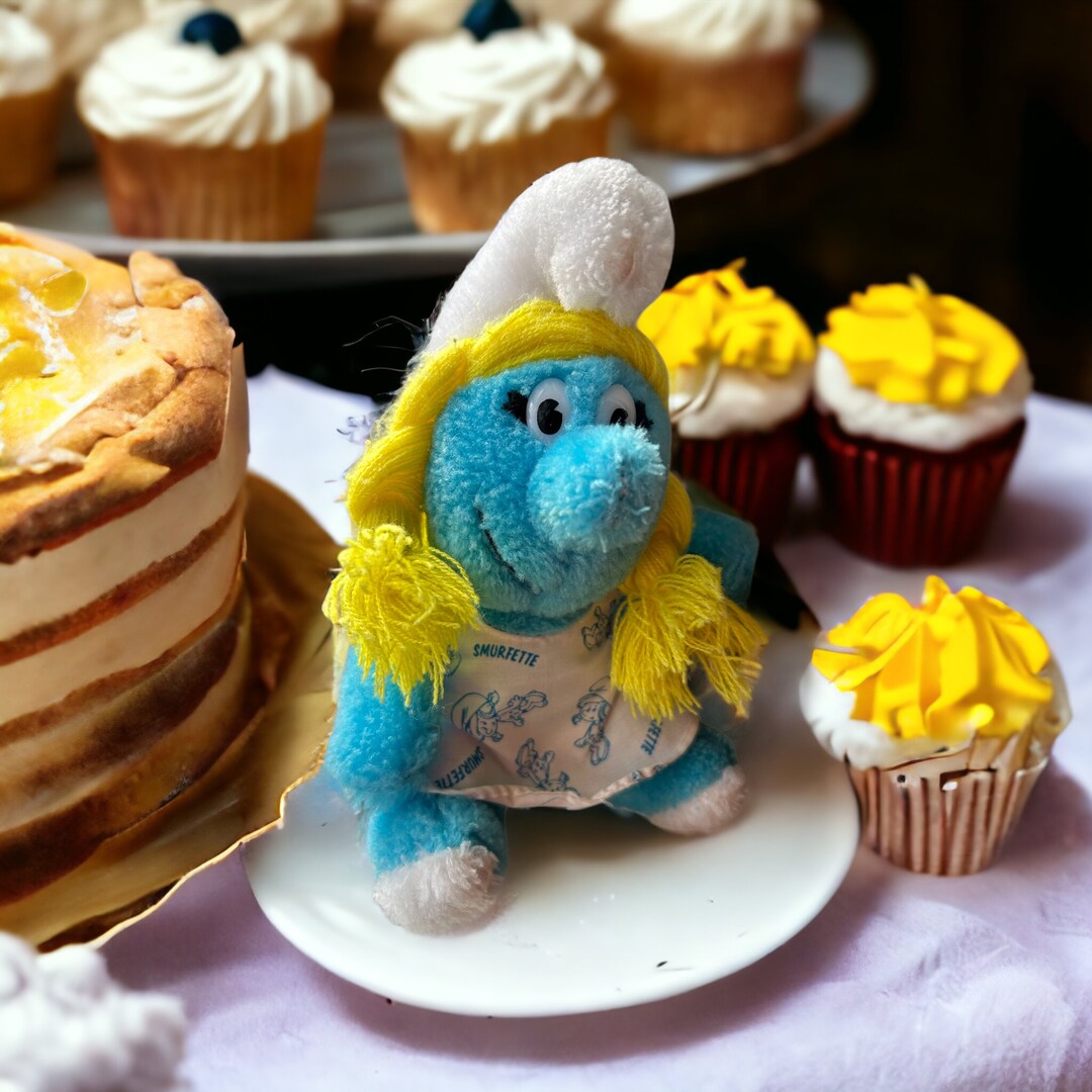 Vintage 1981 Smurfette From the Smurfs Plush Toy Doll, Peyo Smurf Gantz ...