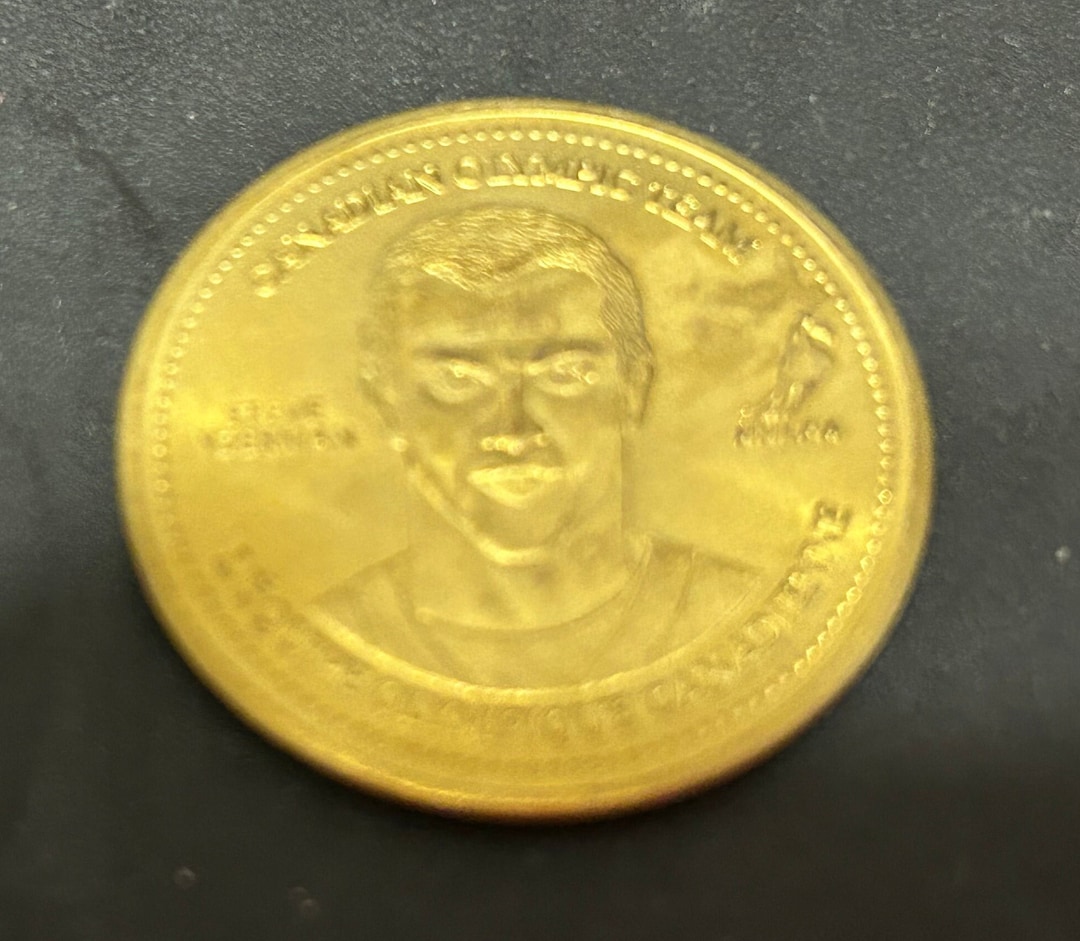 2002 Coca-cola Coke Olympic Team Canada Hockey Coin Steve Yzerman - Etsy