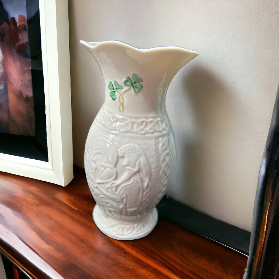 Rare Irish Belleek China Shamrock Vase 2001 Signed, Chipped Edge - Etsy