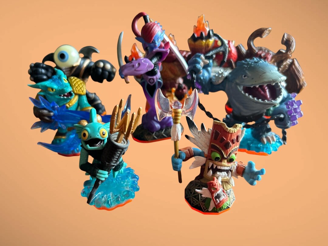 Skylanders Giants Bulk Assorted Lot of 8 Activision (orange Base) as ...