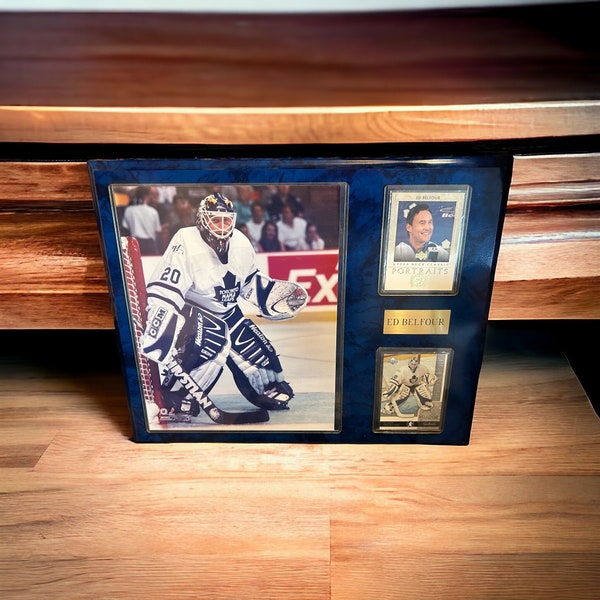 Maple Leaf Wall Plaque - Etsy