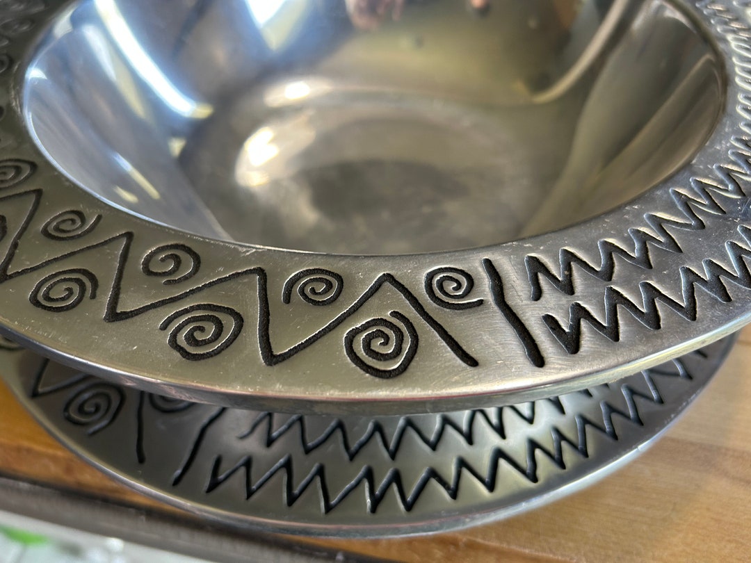 Wilton CO Reggae Pattern Bowl and Platter ; Discontinued Pattern ...