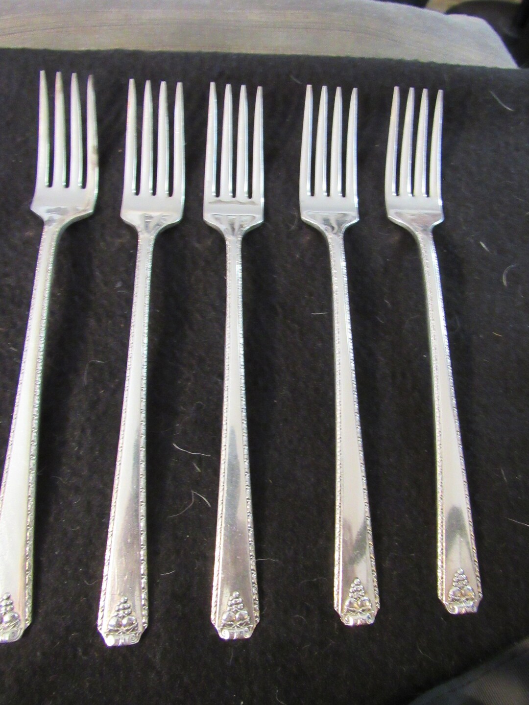 Grille Forks, Bordeaux Silverplate 1945, Prestige Home Decorator by ...
