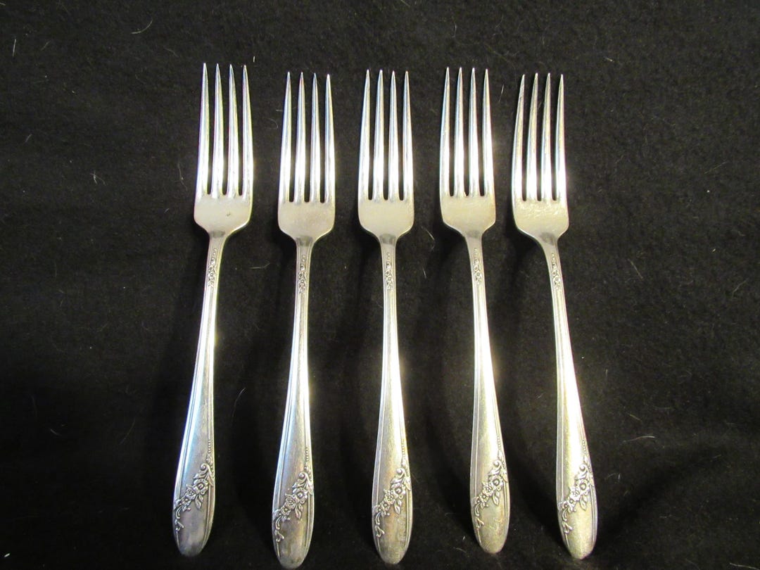 Dinner Fork, Queen Bess II, Silverplate 1946, Tudor Plate by Oneida ...