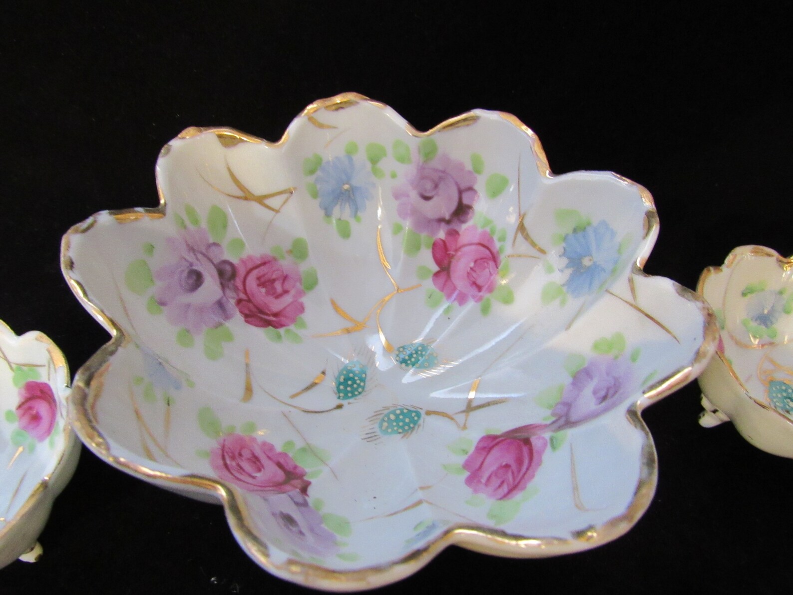 Footed Nut Bowl Set. Hand Painted Scalloped Edge 1815 - Etsy