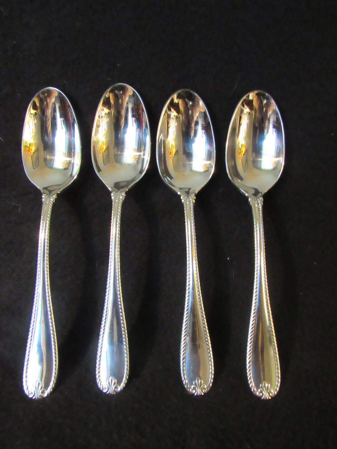 Oval Place Soup Spoons, Tudor Bead-augusta Stainless, Rope Edge by ...