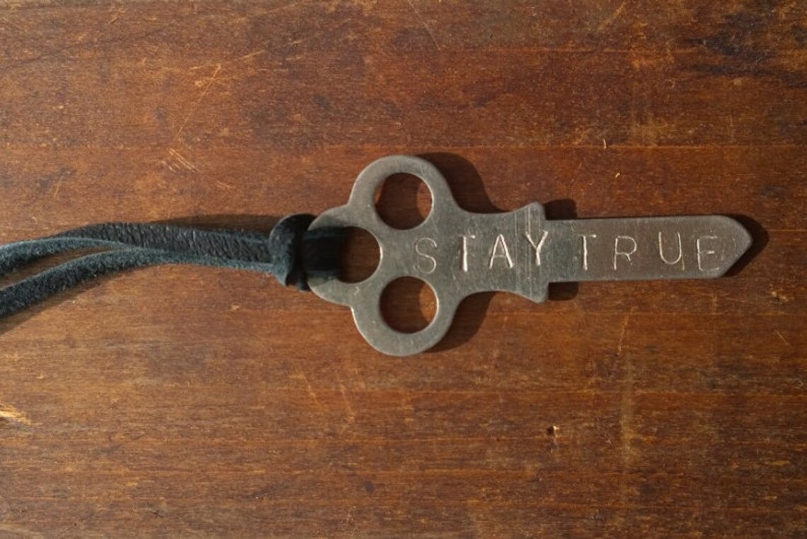 Personalized Vintage Engraved Key Necklace - Etsy