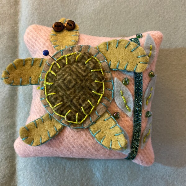 Turtle Pin Cushion - Etsy