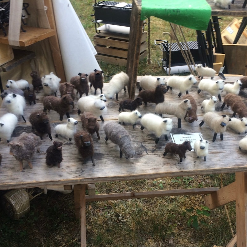 Small wool sheep from ireland - Etsy.de