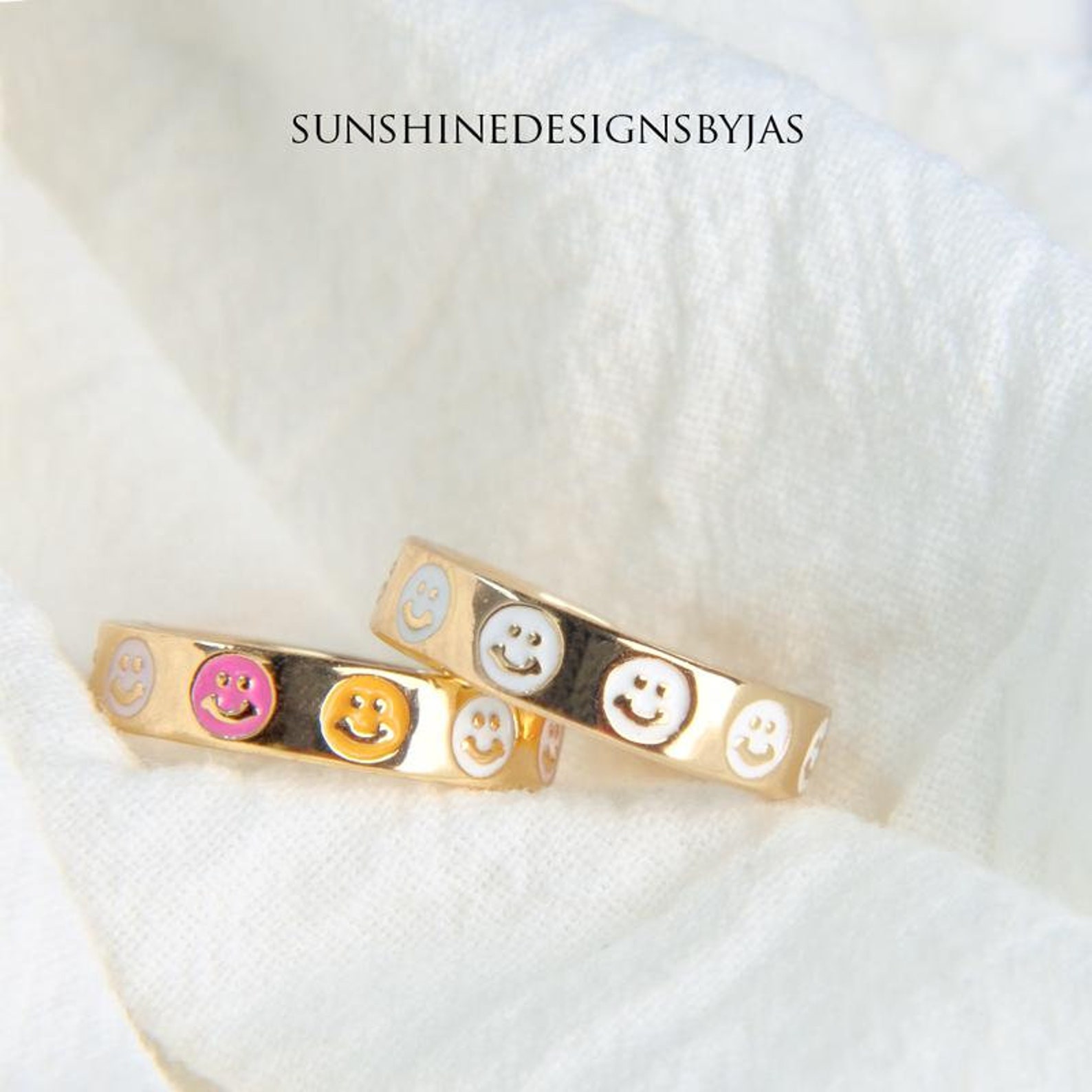 18K Gold Plated Enamel Smiley Face Band Ring. Pink/white/multi-color ...