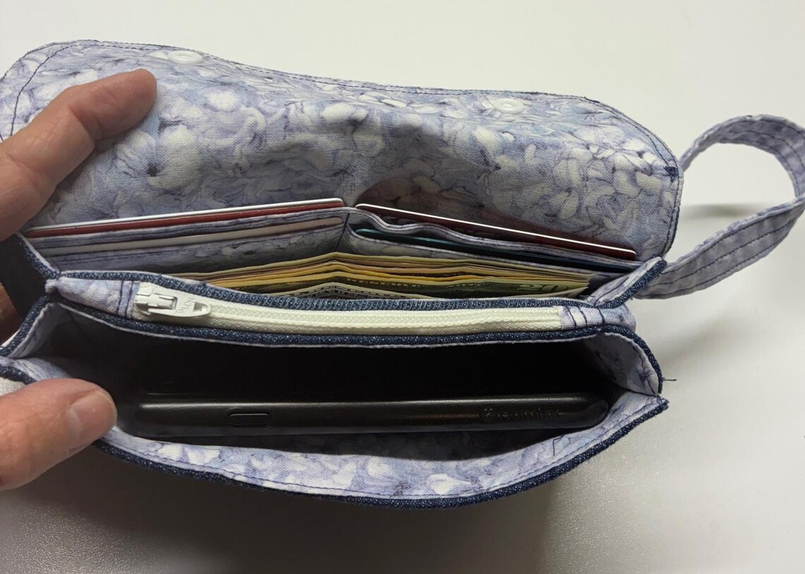 Women's Wristlet Wallet Jean Wallet Recycled Jeans Wallet Blue Flowered ...