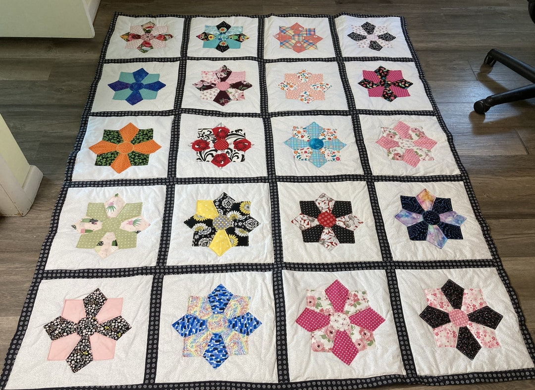 Maisey Daisy Quilt Dresden Type Quilt Dresden Quilt Colorful Quilt ...
