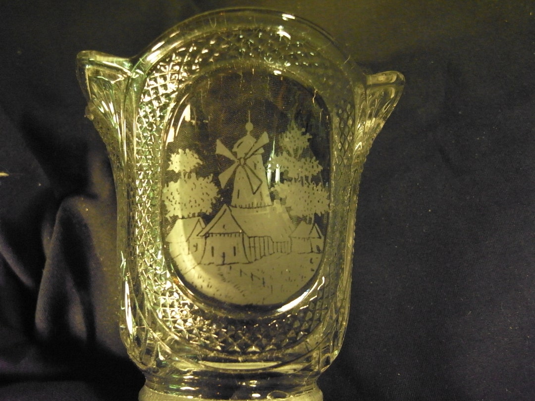 Heavy Crystal Glass Ectched With a Windmill Motif Geometic Tulip Shade ...