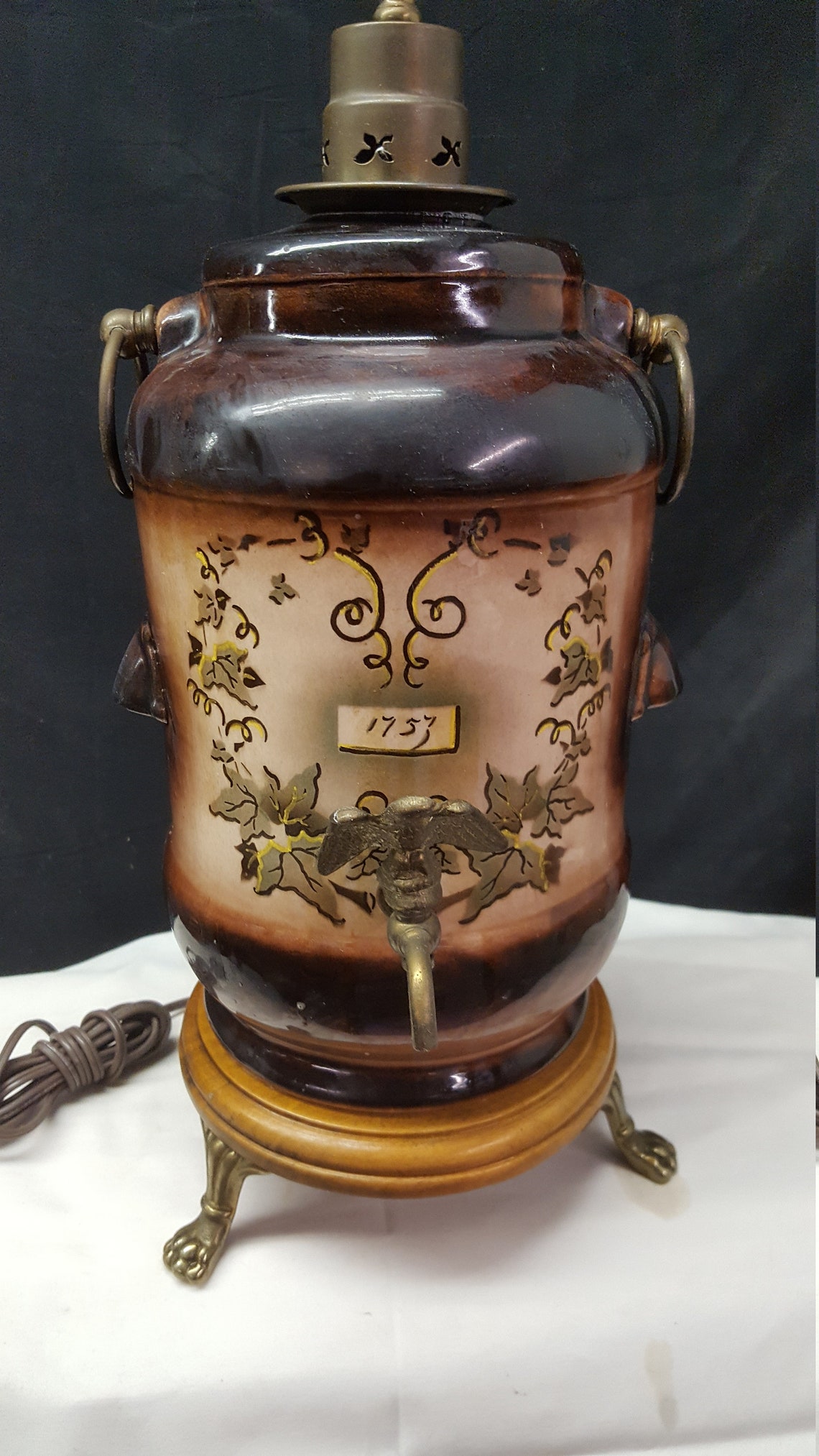 Vintage Ceramic Spirit Barrel Style Lamp Ceramic , Footed Base , Man ...