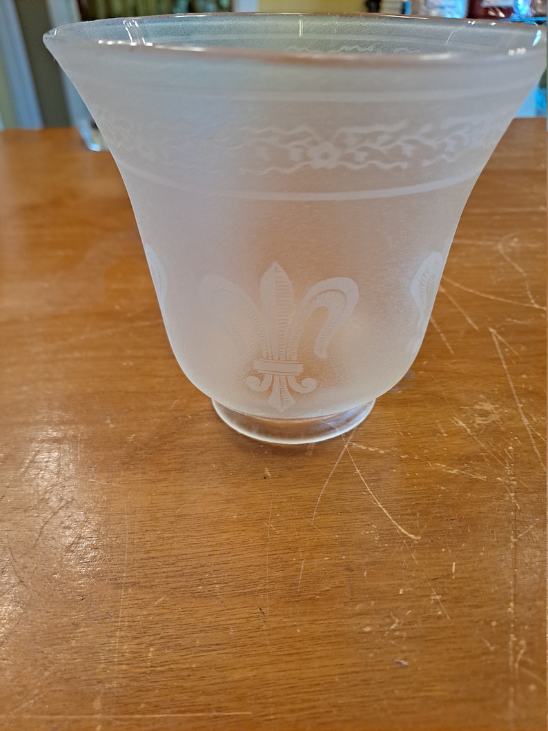 Vintage Retro Glass Bell Shaped Light Globe Bulb Cover With Fleur De ...