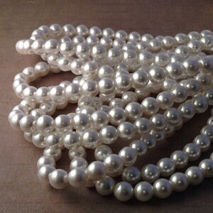 SNOW DAY 8mm Round Pearl Coat Beads - Snow Czech Glass Pearls - Snow ...
