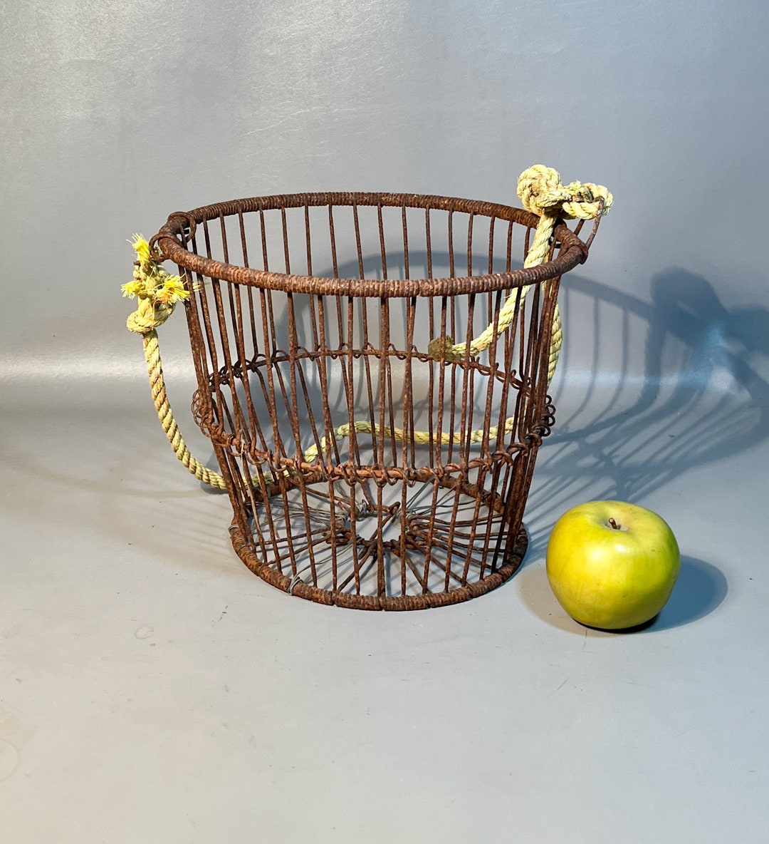 Rusty Gold Wire Clamming Basket A Cape Cod Primitive Nautical Decor - Etsy