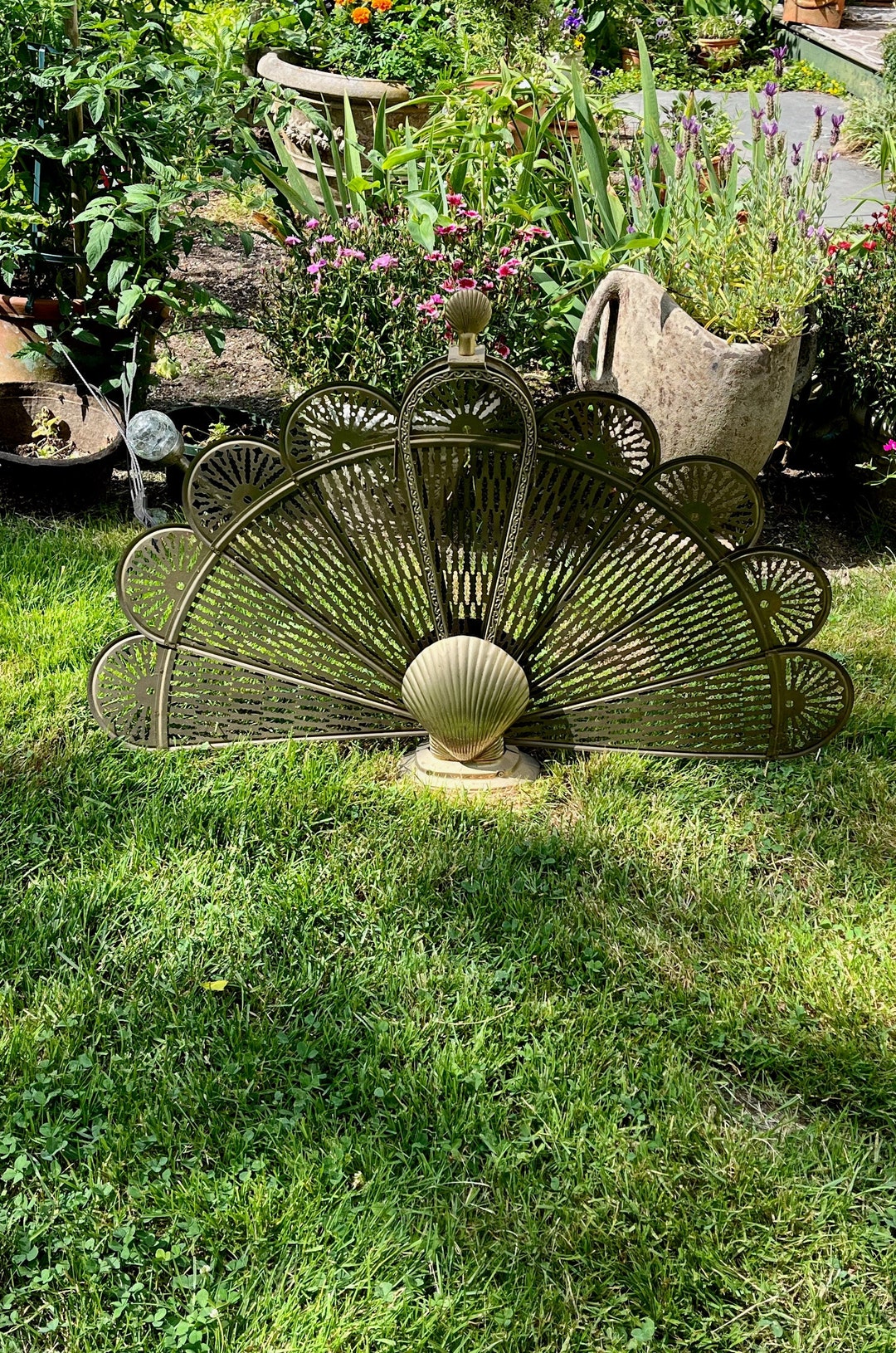 Firescreen With Brass Peacock Feathers Clam Shell Base Vintage 1960s ...