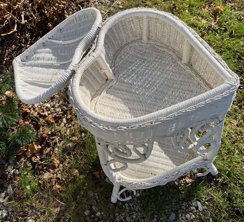 Heart Shaped Wicker Sewing Stand 1890s Heywood Wakefield Top Storage ...
