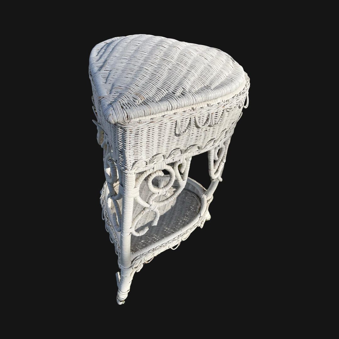 Heart Shaped Wicker Sewing Stand 1890s Heywood Wakefield Top Storage ...